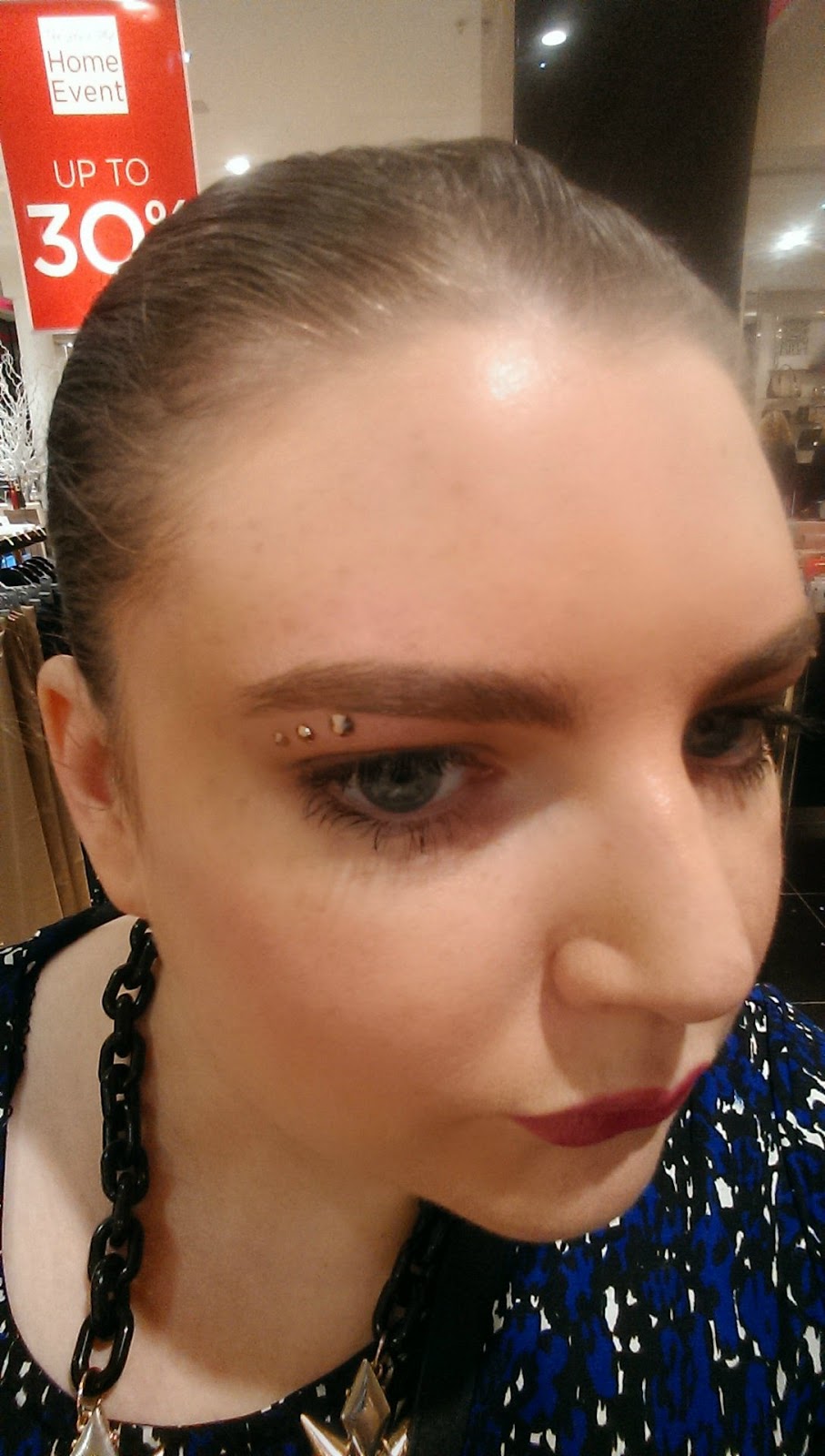 BEAUTY REVIEW: BENEFIT COSMETICS BLING BROW - A Life With Frills