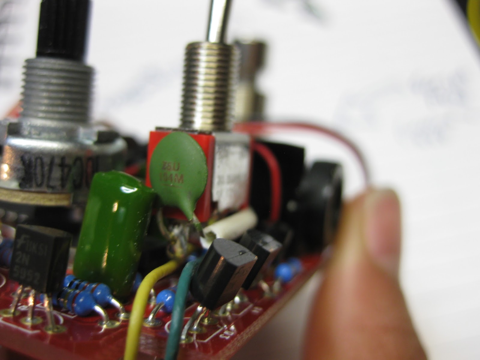 DIY Guitar pedal projects: Phase 90 mods
