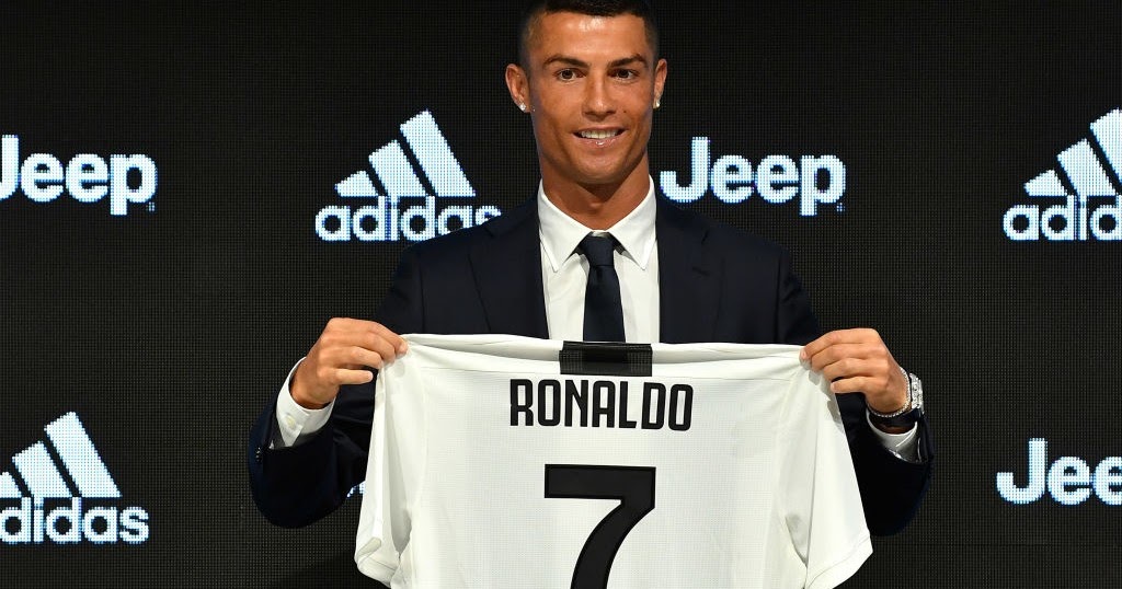 CR7 OFFICIAL T-SHIRT