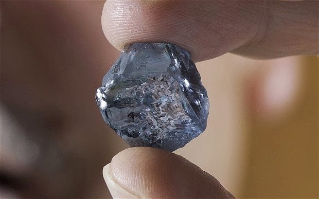 Outro grande diamante azul: 18,7 M€ - Aprendendo Gemologia