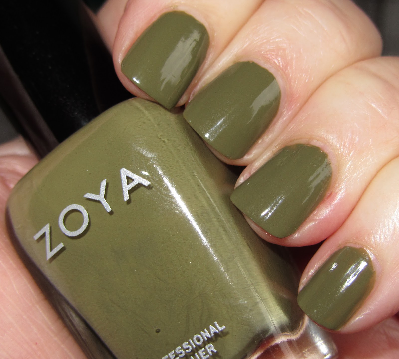 Zoya Amanda