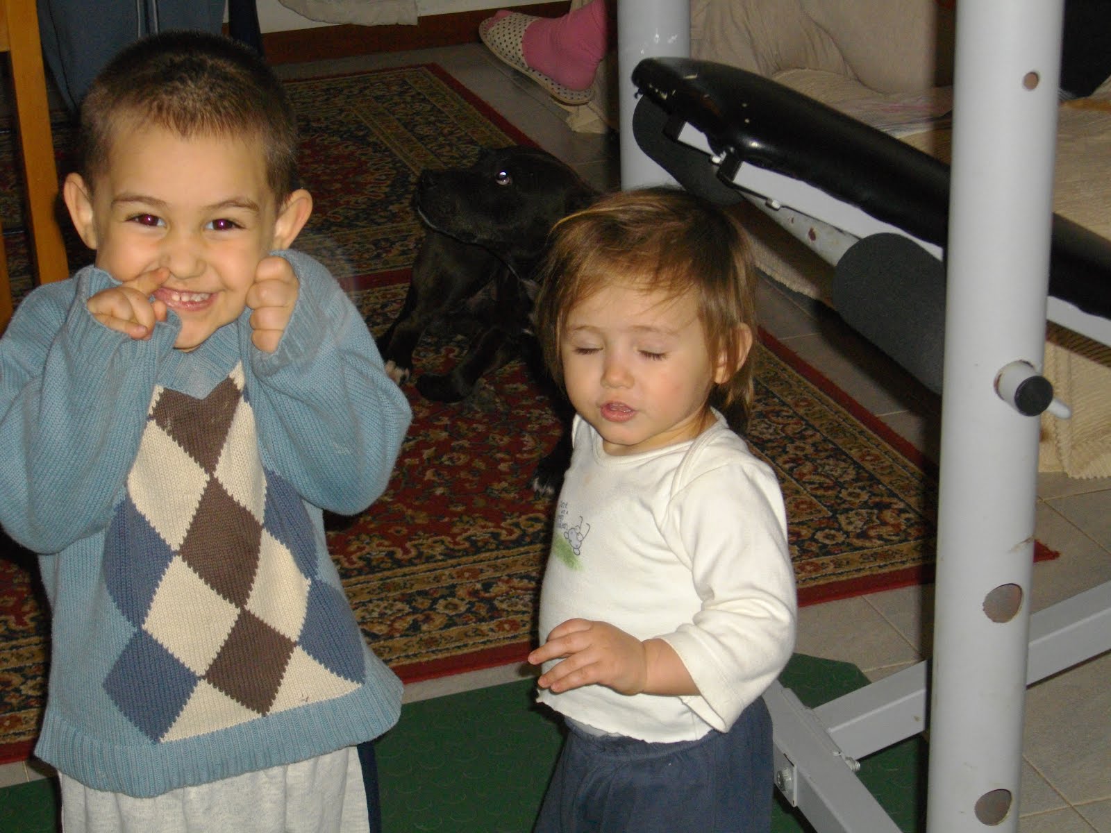 Giuliano Stroe: little Stroe brother with grandmother