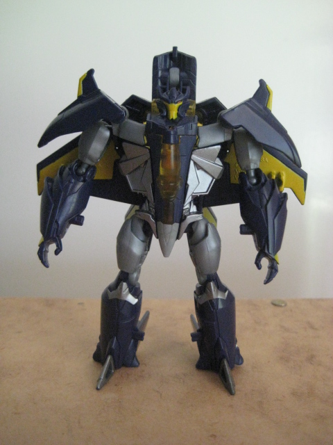 ChCse's blog: Toy Review: Transformers Prime Commander Dreadwing