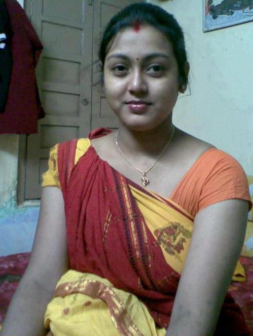 Kavita Bhabhi In Saree Hot Collection Hot And Sexy