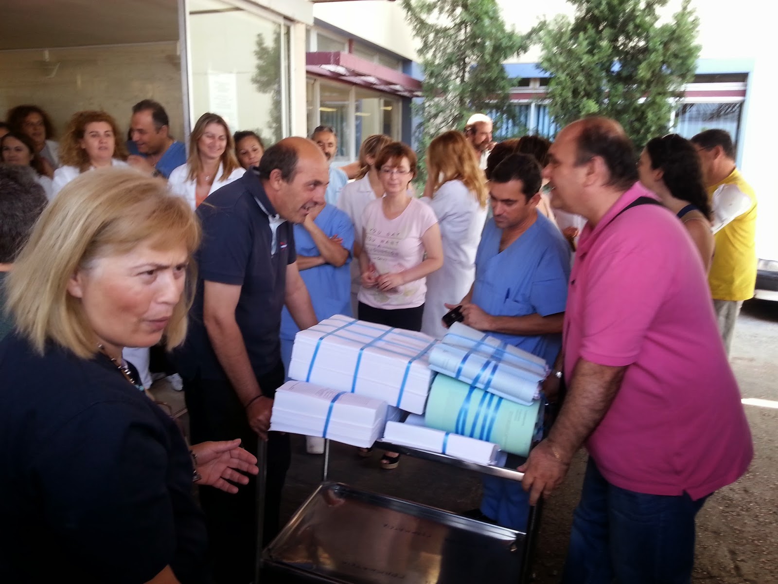 ΤΑΞΙΚΗ ΠΟΡΕΙΑ ΥΓΕΙΟΝΟΜΙΚΩΝ: ΑΠΟ ΤΗ ΣΗΜΕΡΙΝΗ ΚΙΝΗΤΟΠΟΙΗΣΗ ΣΤΟ ΘΡΙΑΣΙΟ