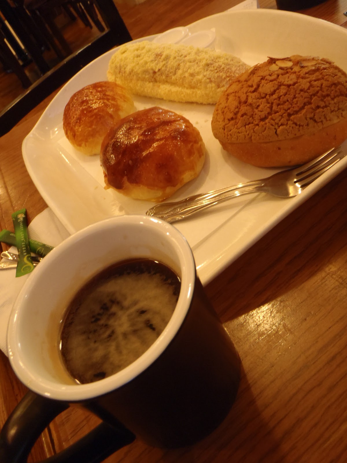 Kimchi for Breakfast: Korean's Obsession with Bread and Coffee