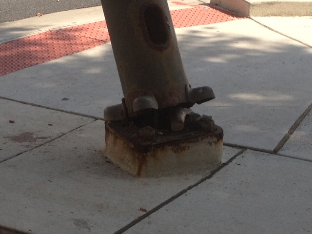 Robert Dyer @ Bethesda Row: BETHESDA TRAFFIC SIGNALS COLLAPSE, CRASH ...