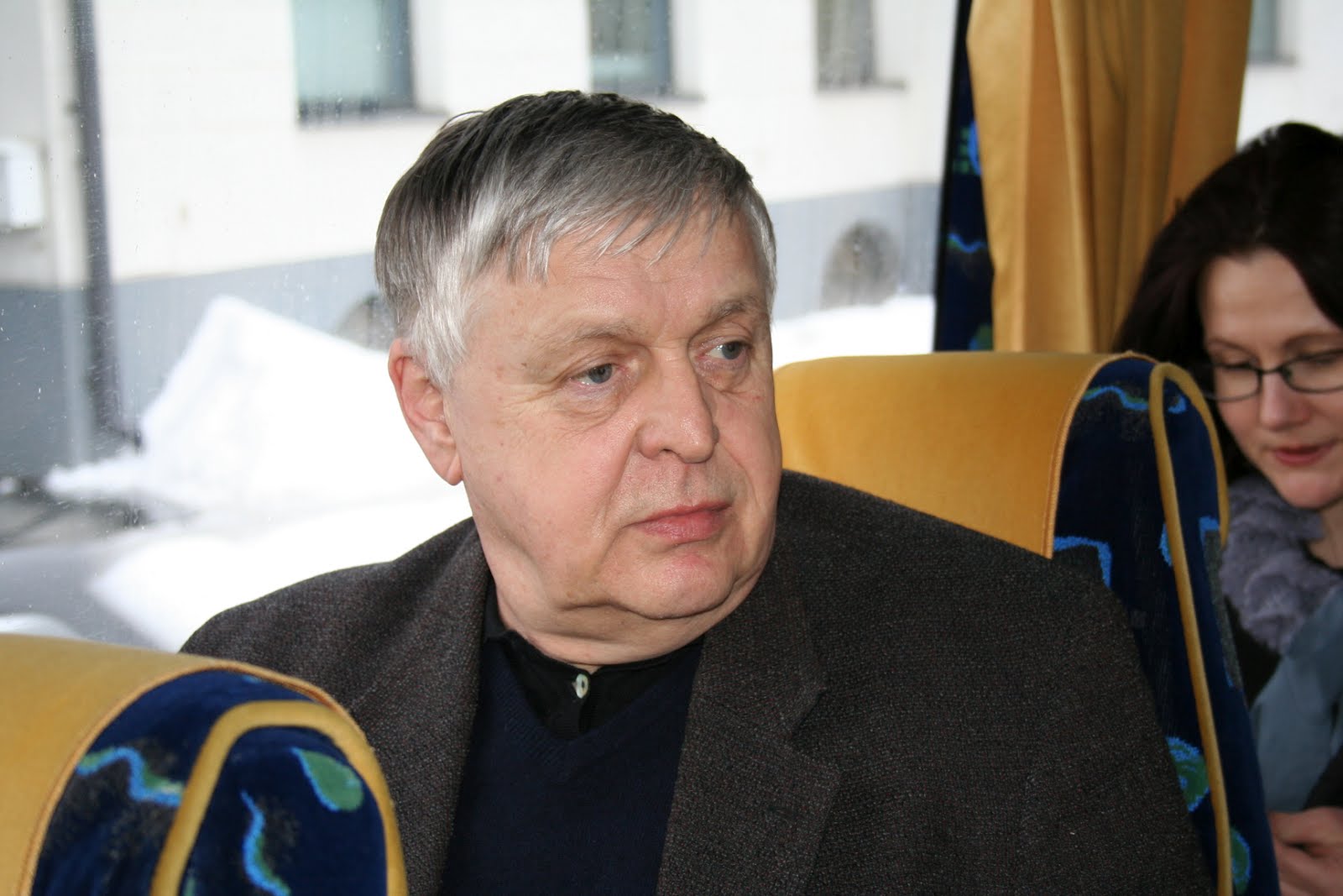 tuleb: nominentide ränd: Tartu - Viljandi - Pärnu