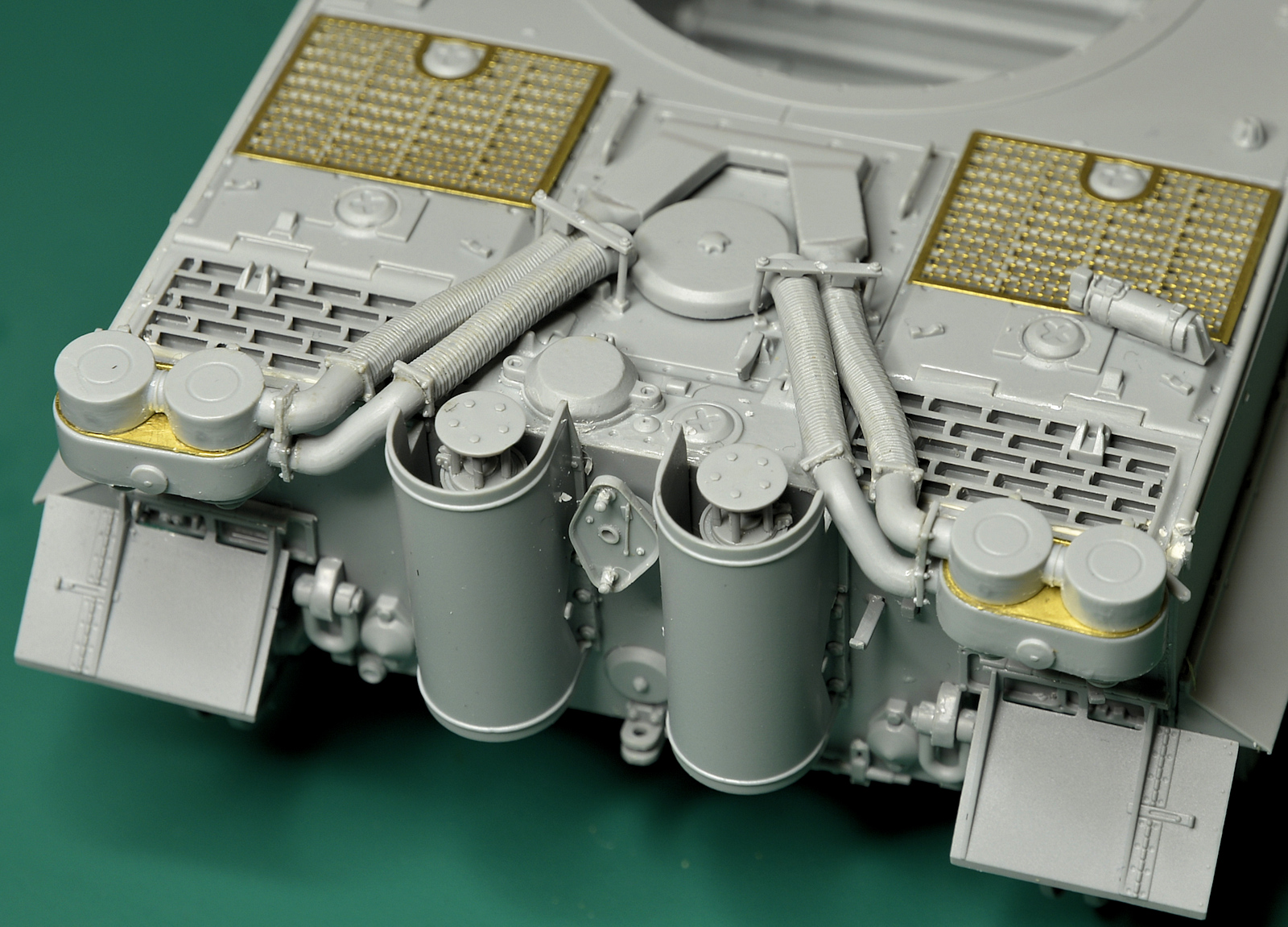 The Modelling News: Build Review: 35th scale Tiger I "131" s.Pz.Abt.504 ...