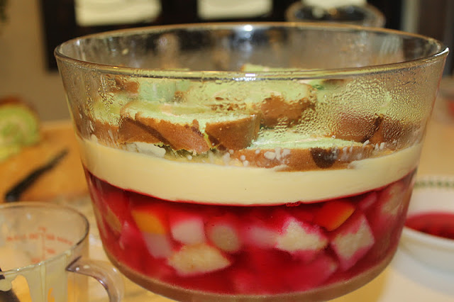 Puding Trifle - Azie Kitchen