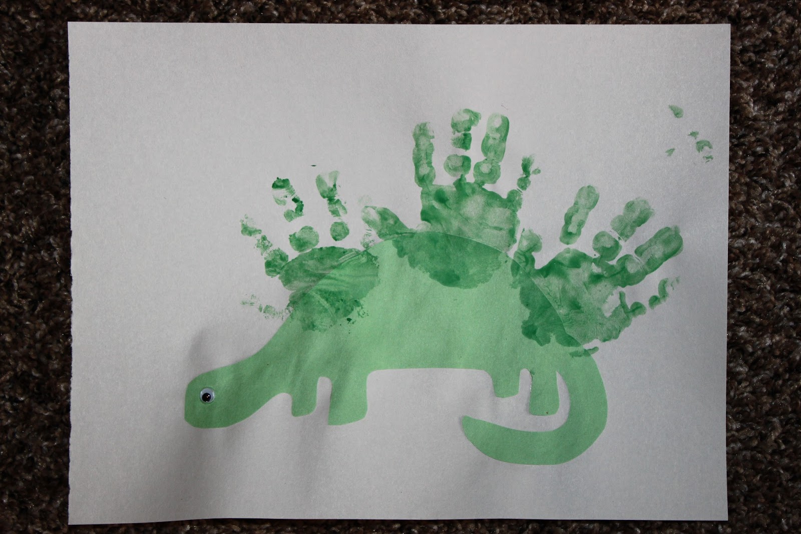 Amazing Me Daily-365 Days of Grace: D is for Dinosaur: Dinosaurs LOVE ...