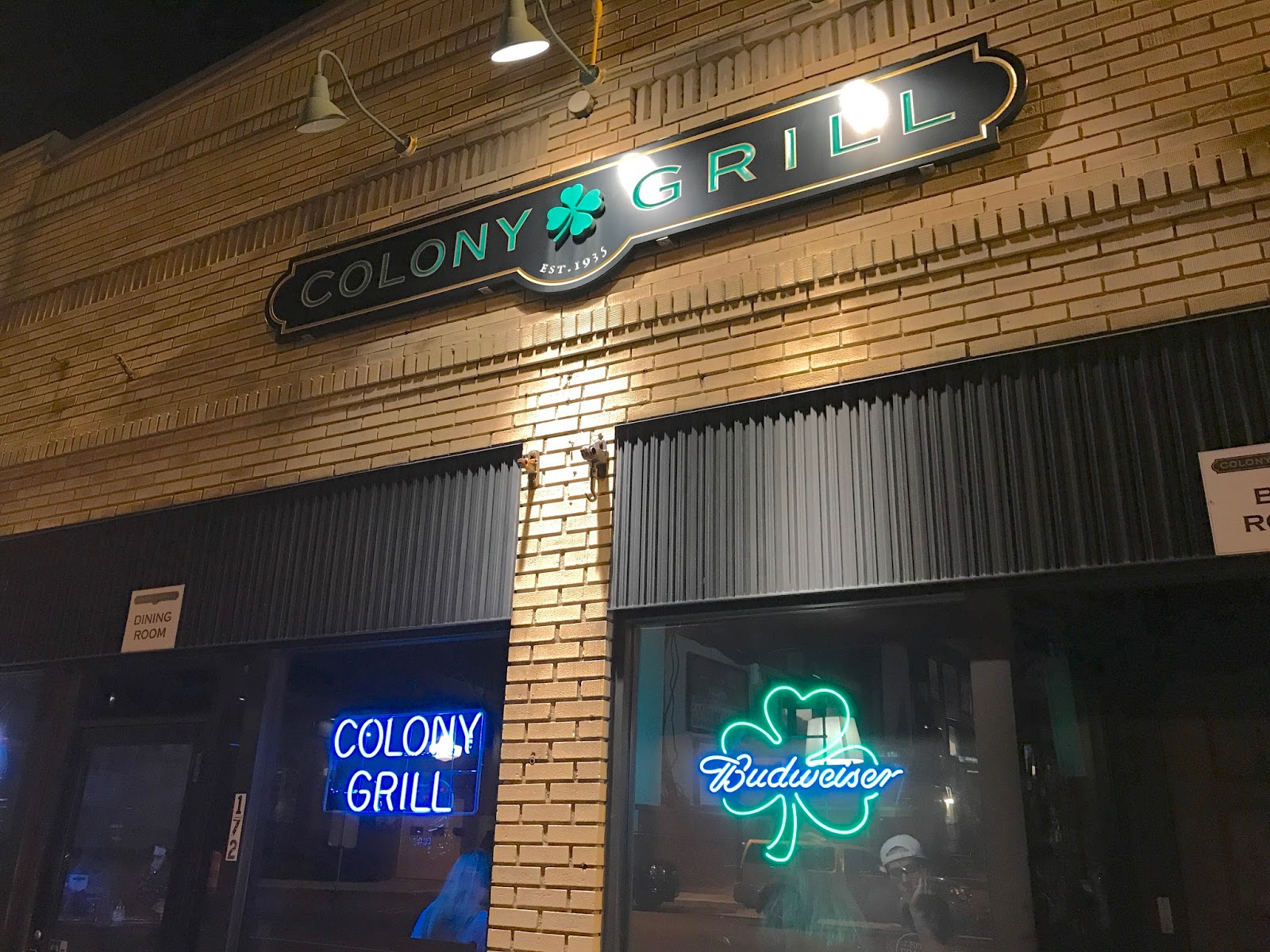 31 Days of Pizza: Day 6, 2017: Colony Grill (Stamford, CT)