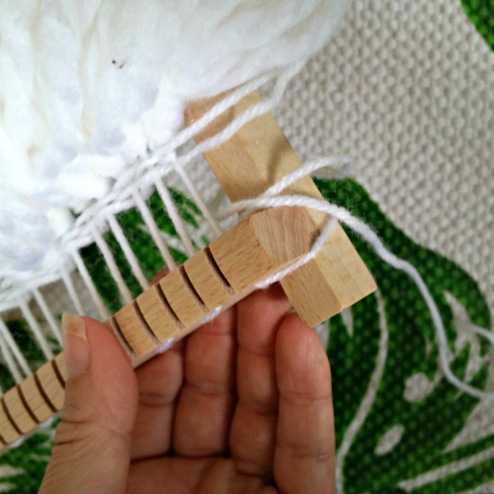 cupcake cutie: How to weave: Free step-by-step tutorial