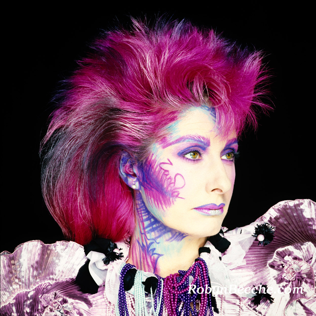 Fashion Environment : Zandra Rhodes- The lady with the pink hair