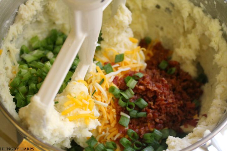 Hungry Harps: Loaded Mashed Potatoes {5 Ingredients}