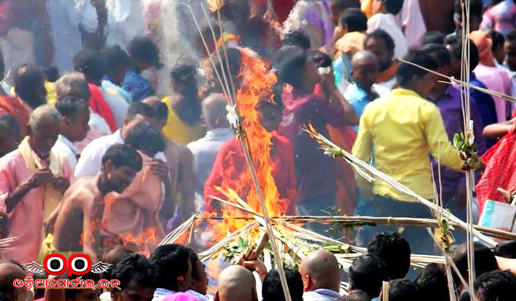How Odisha Celebrate Deepavali With "Bada Badua Ho (ବଡ ବଡୁଆ ହୋ)" - Read ...