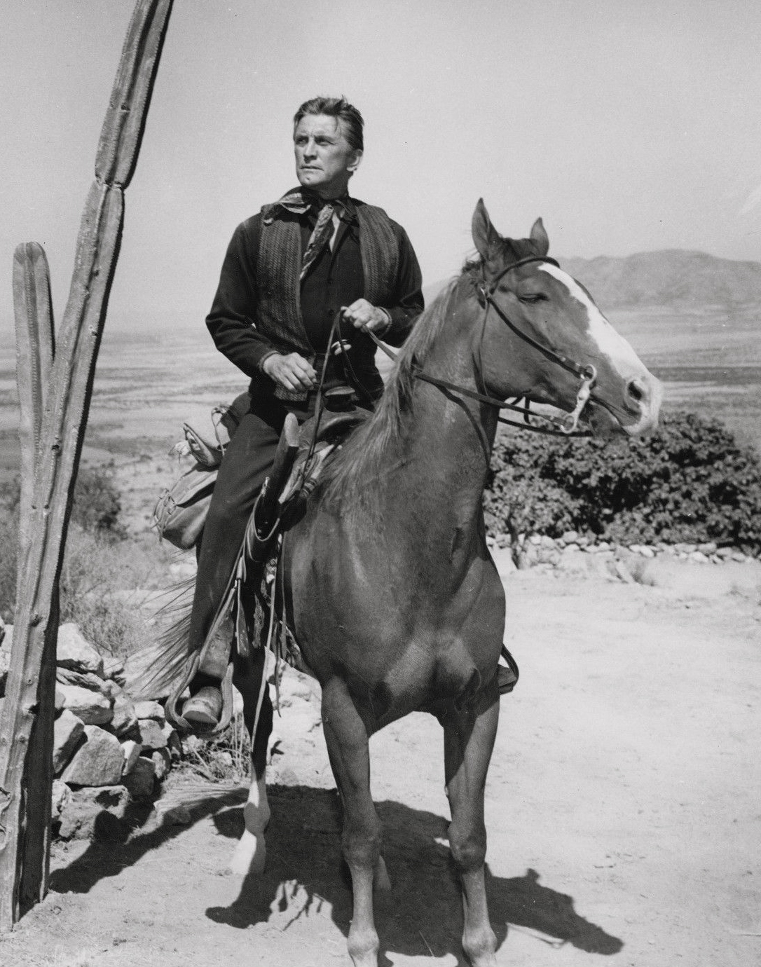 It's The Pictures That Got Small ...: THE MONDAY GLAMOUR 15!