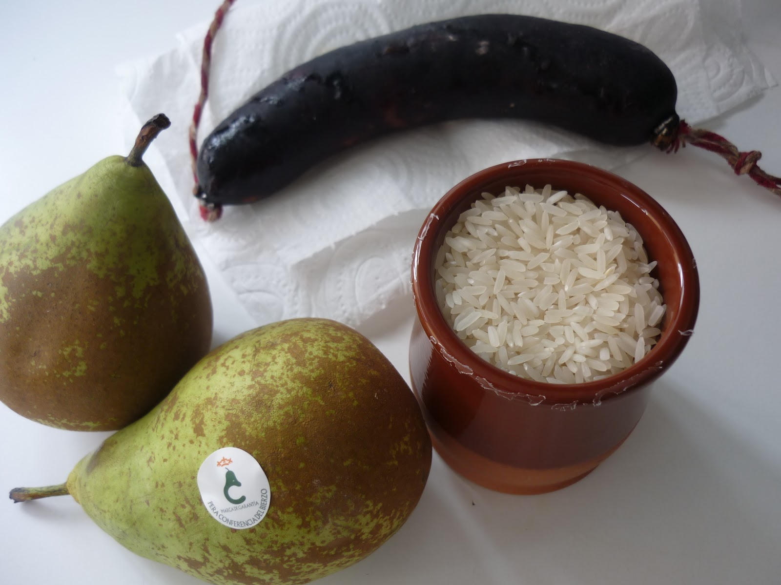 La Chef A: Peras rellenas con arroz y morcilla