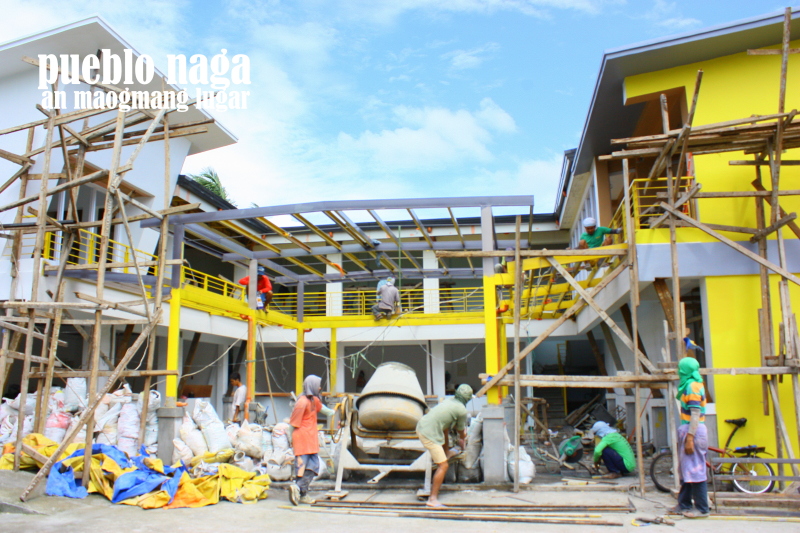 DSI Building at Magsaysay Avenue ~ Naga City Deck