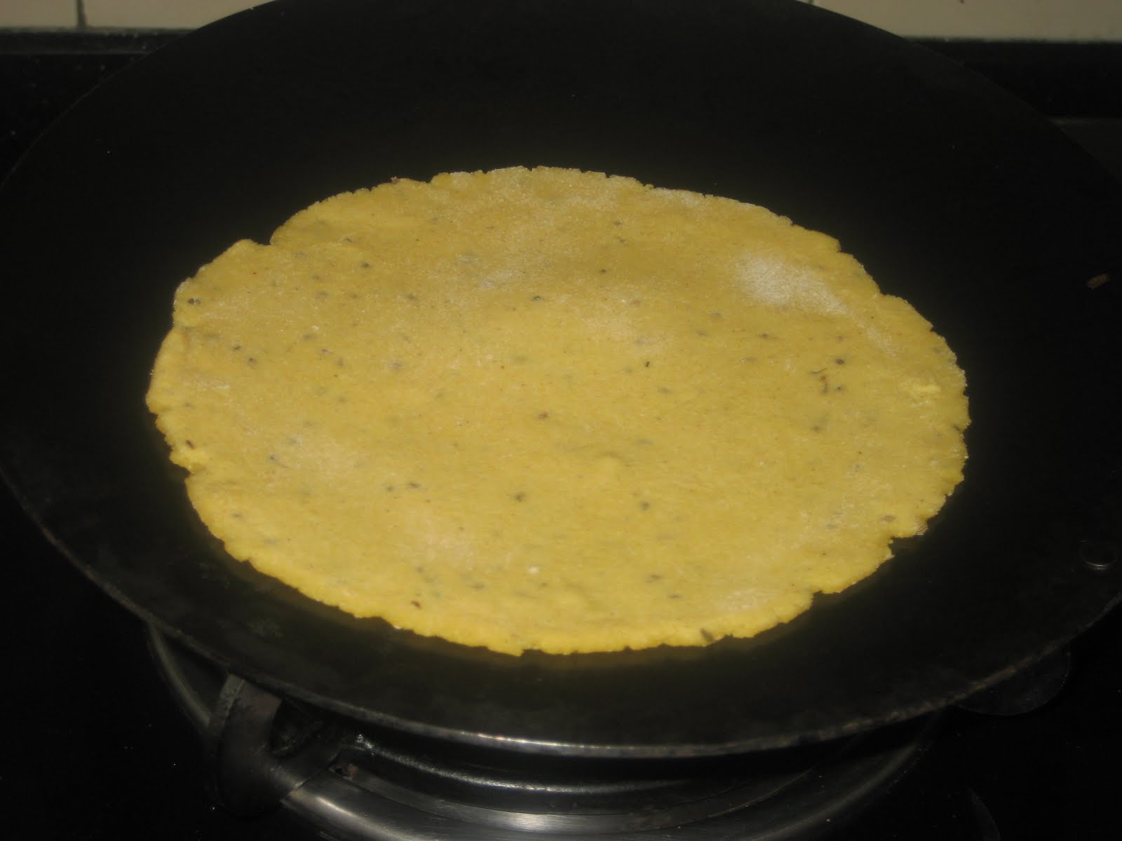 Shobha's Food Mazaa: MAKKI KI ROTI