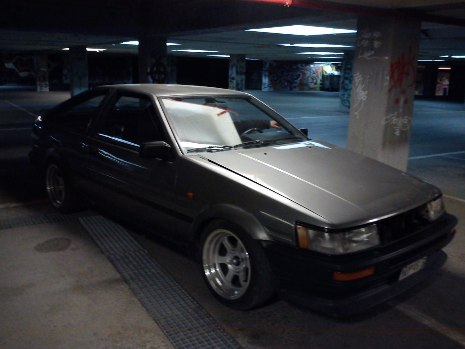 JDMbits: Rota Grid-V Fitted On Pano's AE86!