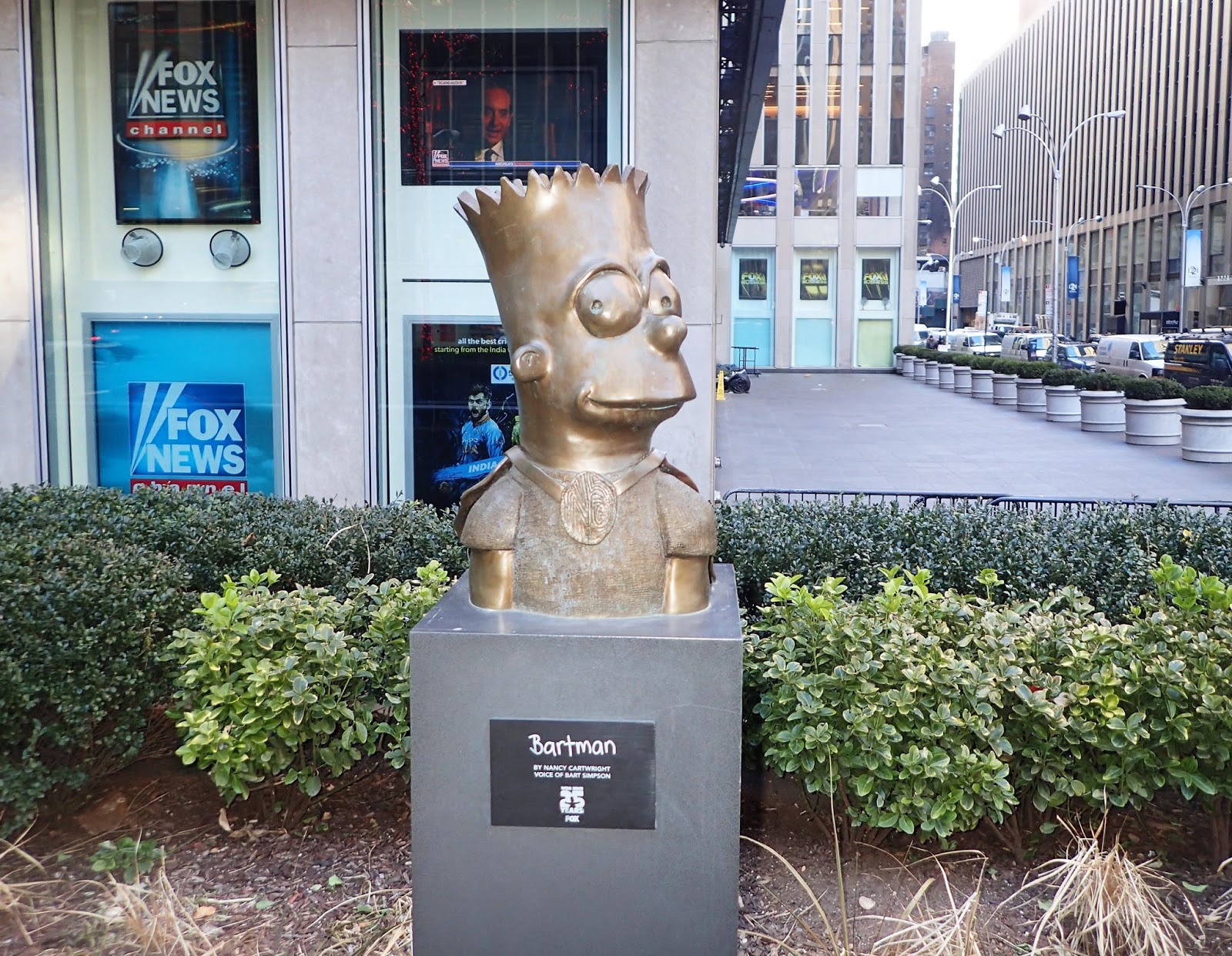 New York: Picture of the Day : A statue of the cartoon character Bart ...