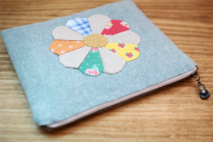 Patchwork Zipper Pouch ~ DIY Tutorial Ideas!