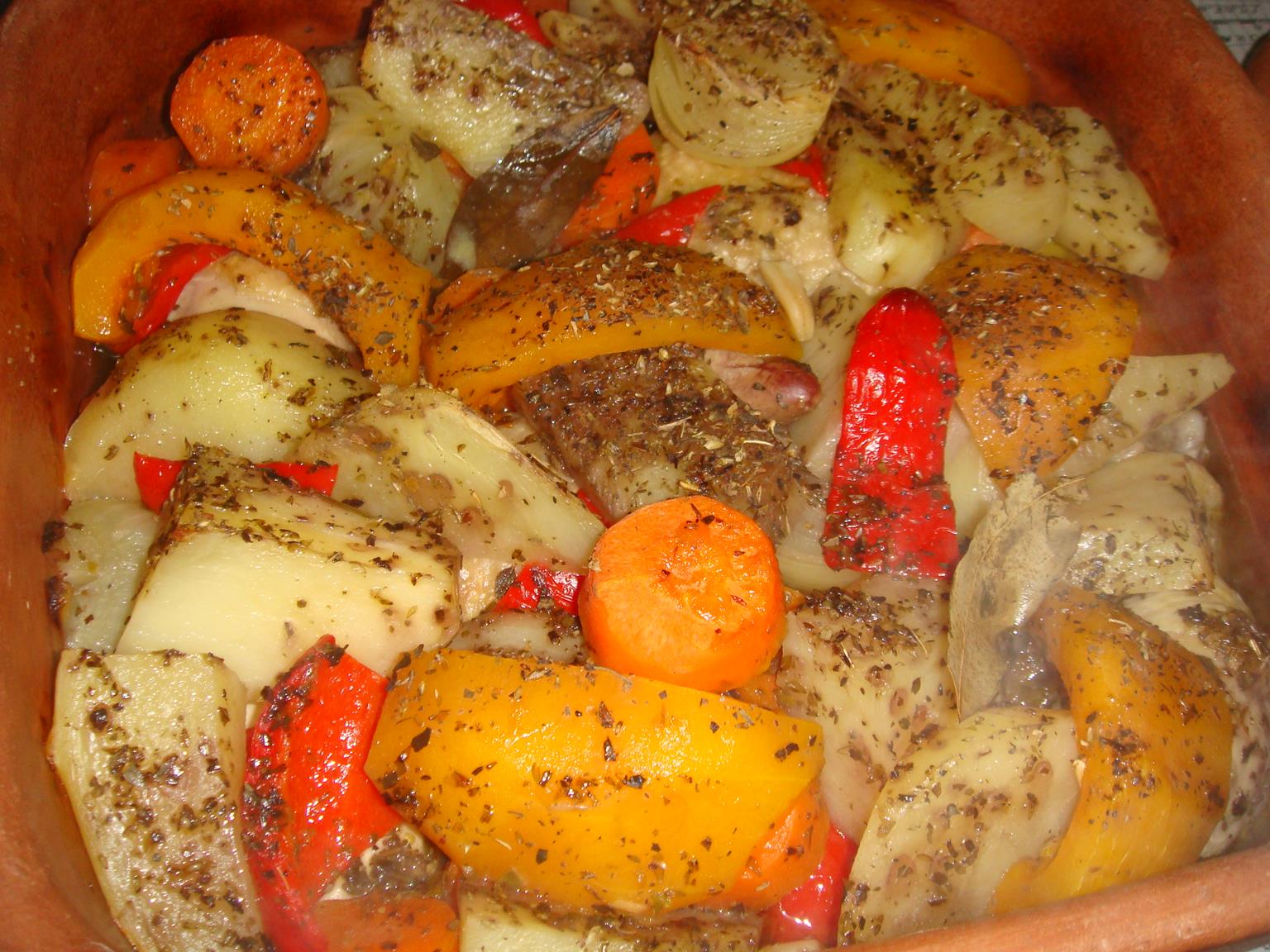 RECETAS Y ALGO MAS: POLLO A LA VASIJA DE BARRO