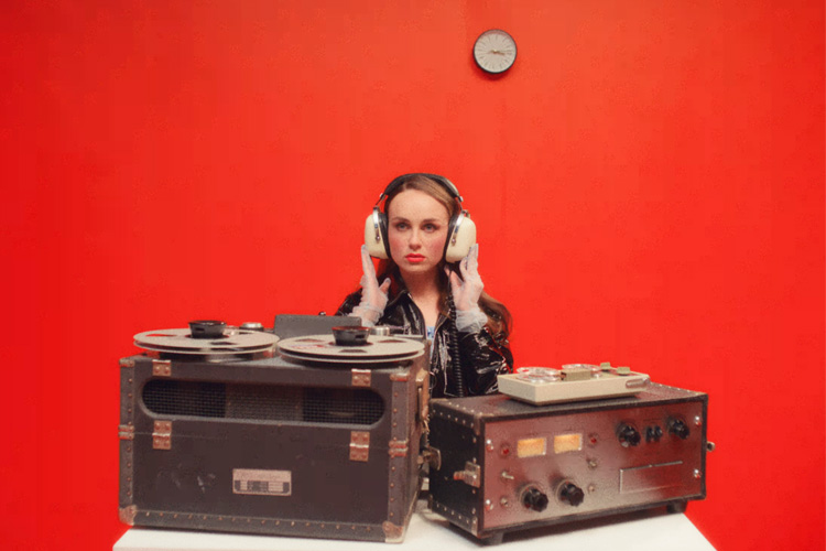 Allow Us To Introduce You To Spectacular Stellar Singer Zella Day & Her ...