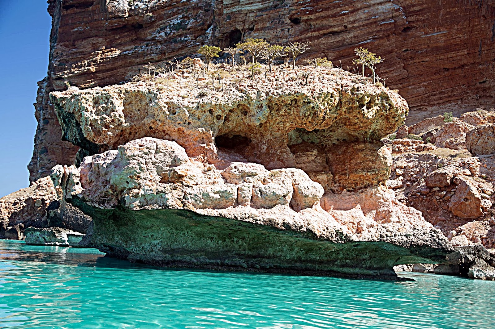 Los Lugares Más Increibles del Mundo*-._: 1 - Un Pequeña Isla Perdida ...
