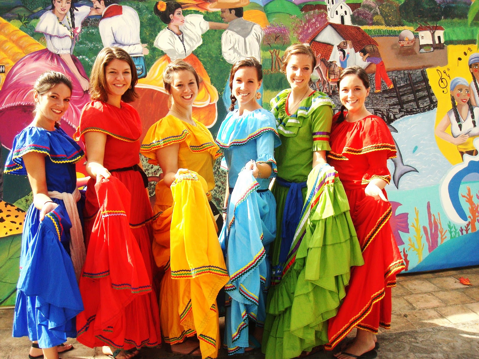Life is All Kinds of Beautiful: Honduras Style: Fiesta Tipica