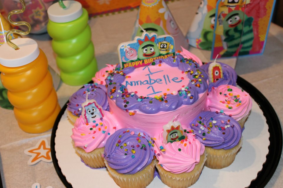 Artsy Mama and Baby Bella: Annabelle's First Birthday Party!!! Part I ...