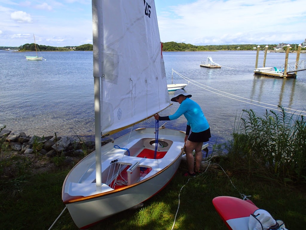 Sundogboatbuilding: Launch of the Spindrift 10