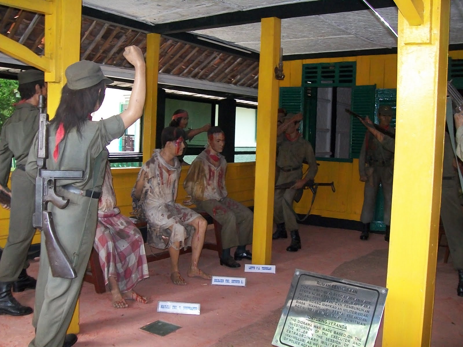 LUBANG BUAYA - bagian dari sejarah Indonesia | Dian Wulansari