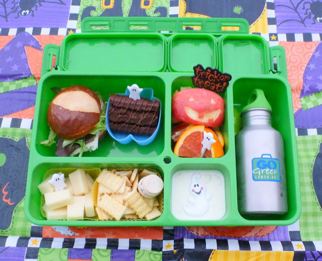 20 Halloween Lunch Box Ideas | i should be mopping the floor