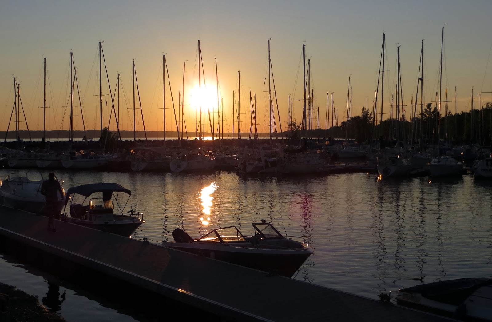 Visionphotorama: Marina d'Aylmer à Gatineau.