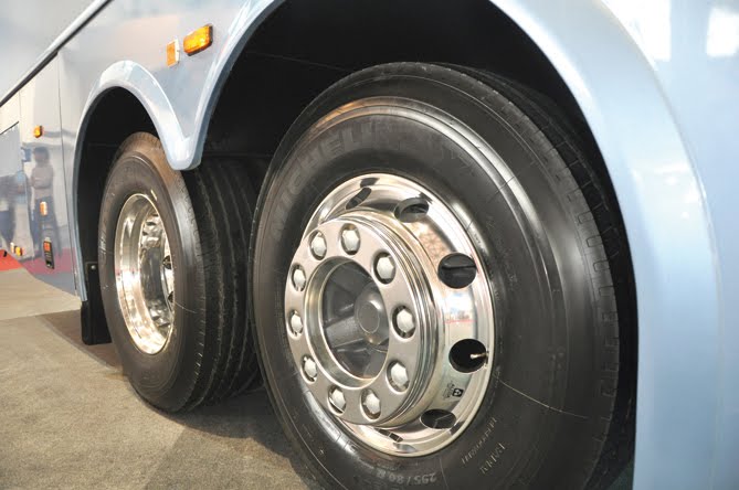 Volvo Buses enhances rider comfort with I-Shift, alloy wheels – Motorindia