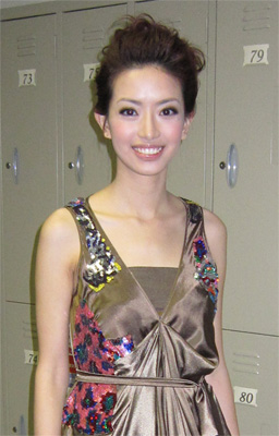 Stila Convertible Color Gerbera Review | Love it! Live it! Makeup Reviews