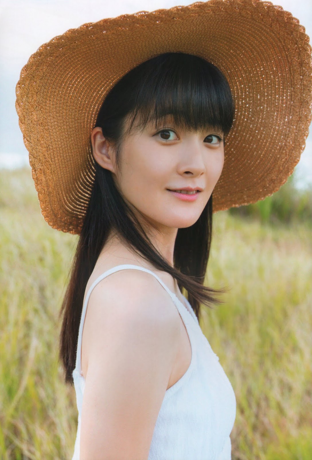 1992 / Momoko Tsugunaga / 嗣永桃子 / つぐながももこ / Singer