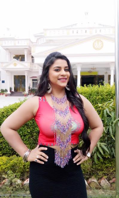 BOLLYWOOD STYLE ONLINE: miss jammu anara gupta