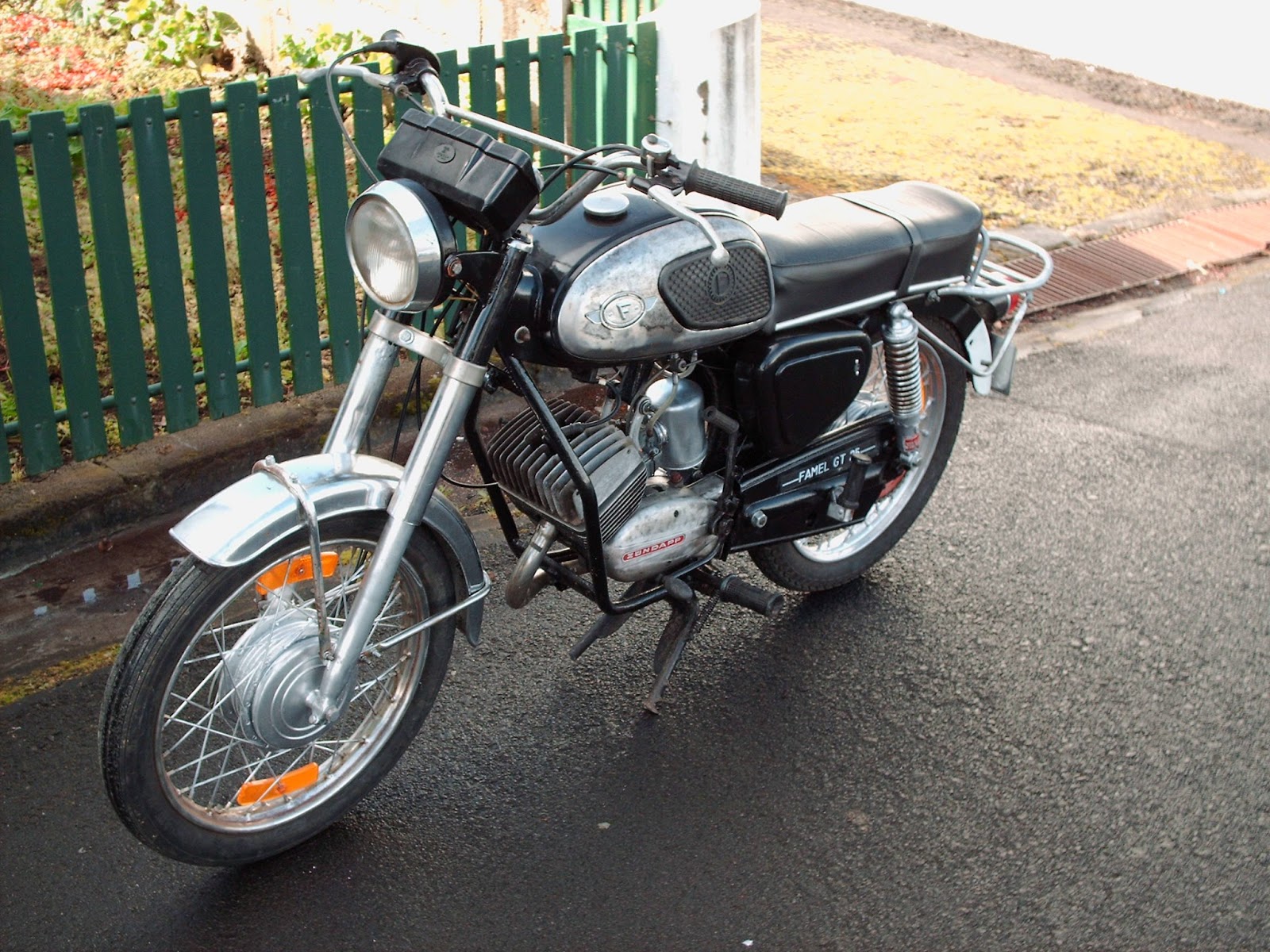 MOTORIZADAS NOS AÇORES: SALVAR FAMEL GT25