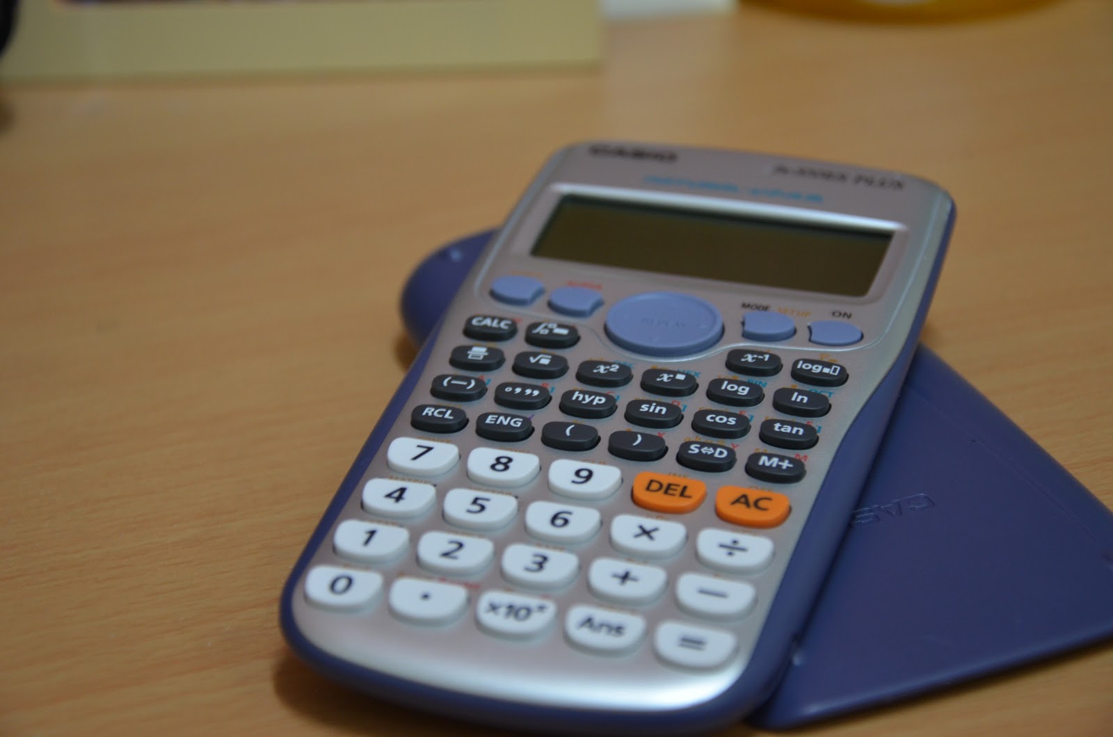 Calculadora Científica Casio Fx-570es - S/. 59,96 en MercadoLibre