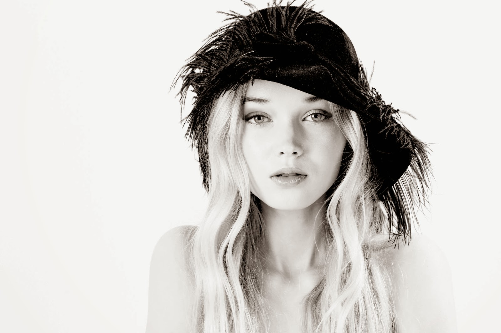 Anna-Sofia Ali-Sisto Fan Blog: Anna-Sofia Ali-Sisto by Sandrine Lee