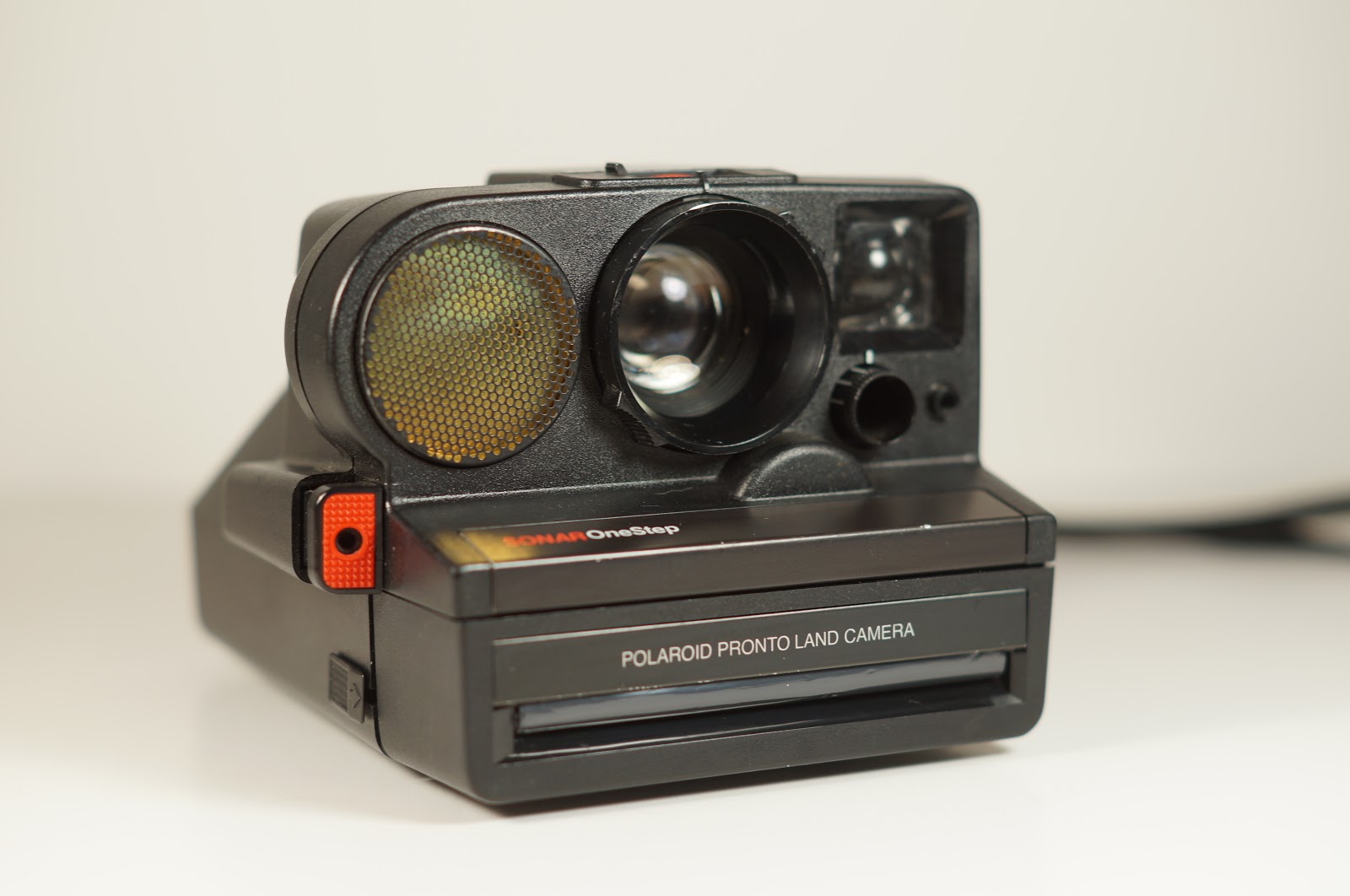 Polaroid One Step Sonar Pronto Land Camera Autofocus SX-70