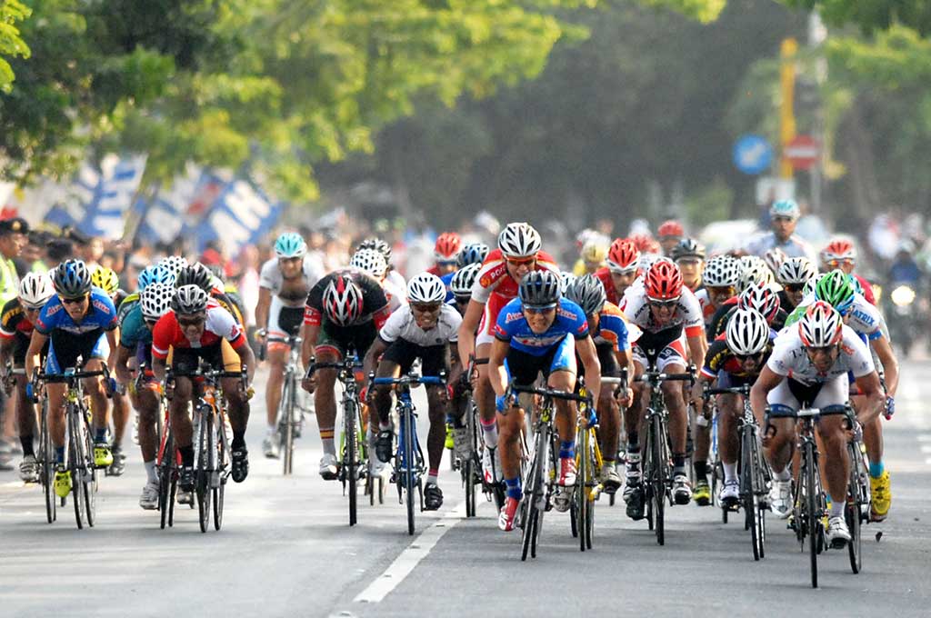 INTERNATIONAL TOUR DE BANYUWANGI IJEN, LOMBA BALAP SEPEDA TERBAIK DI ...