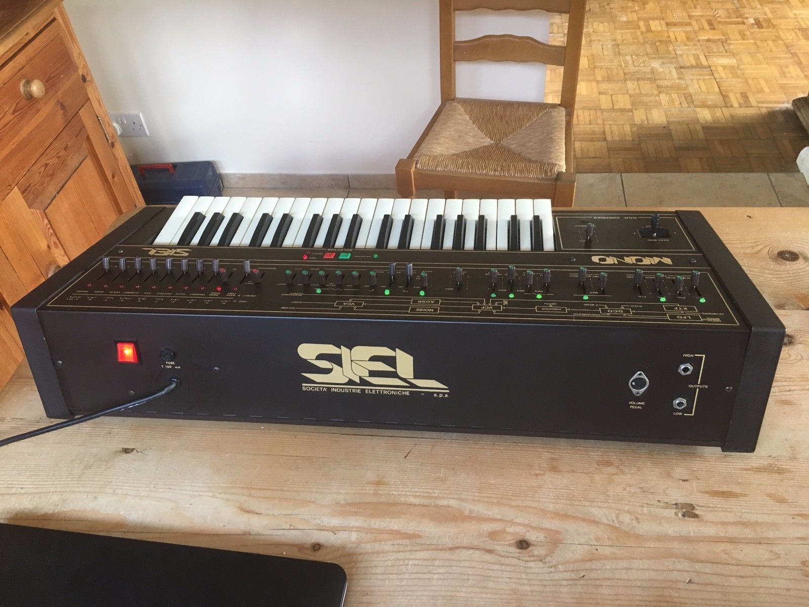 MATRIXSYNTH: Immaculate Siel Mono Synthesizer