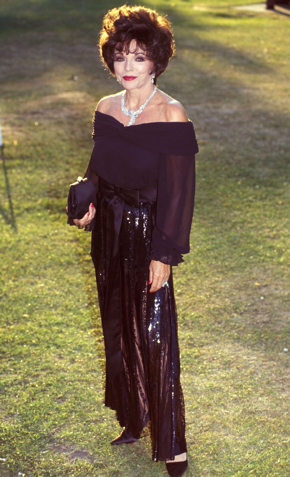 Dazzling Divas: Glamour Queen Joan Collins