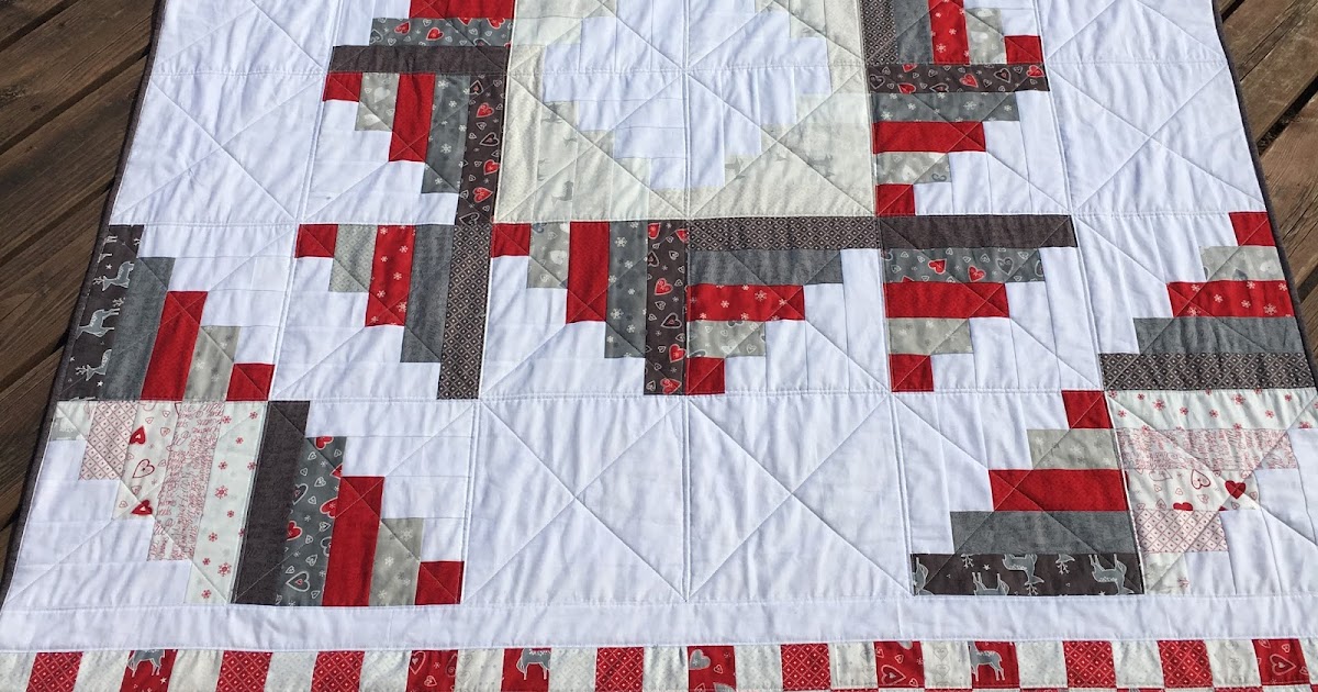 Fresh Dew Drops: Reindeer Quilt - A JOL Jelly Roll Log Cabin Quilt