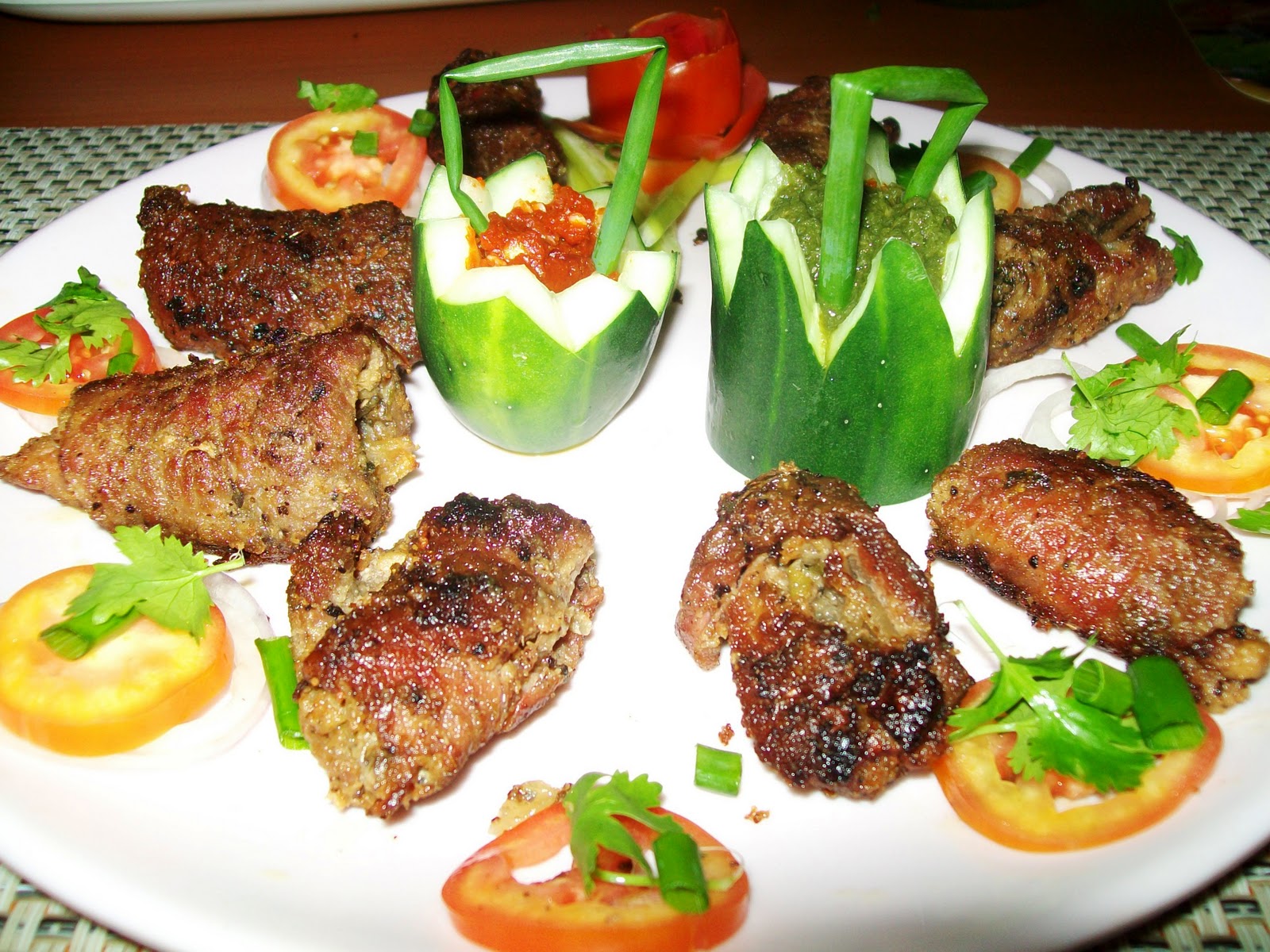 Lazeez Pakvaan ( Delicious Recipes from India): STUFF PASANDAY #2