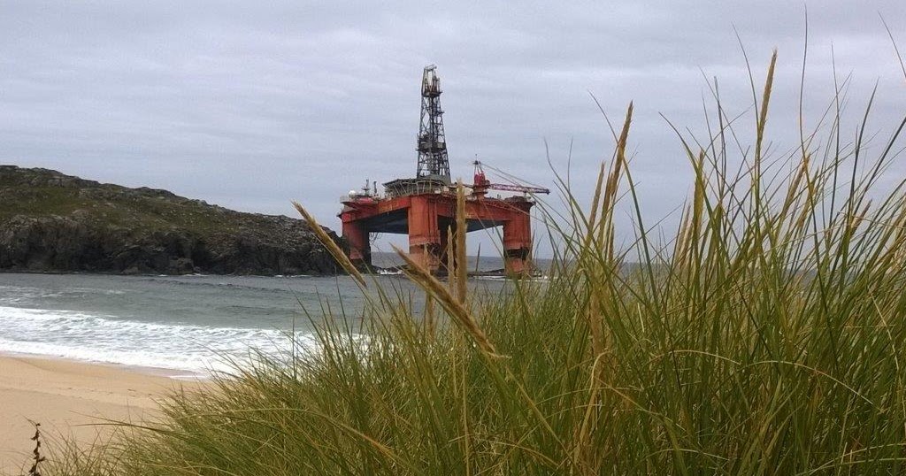 Latest update: Transocean Winner drilling rig grounded off the Isle of ...